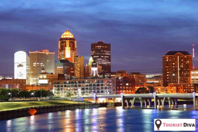 21 Fun Things to Do in Burlington (Iowa)