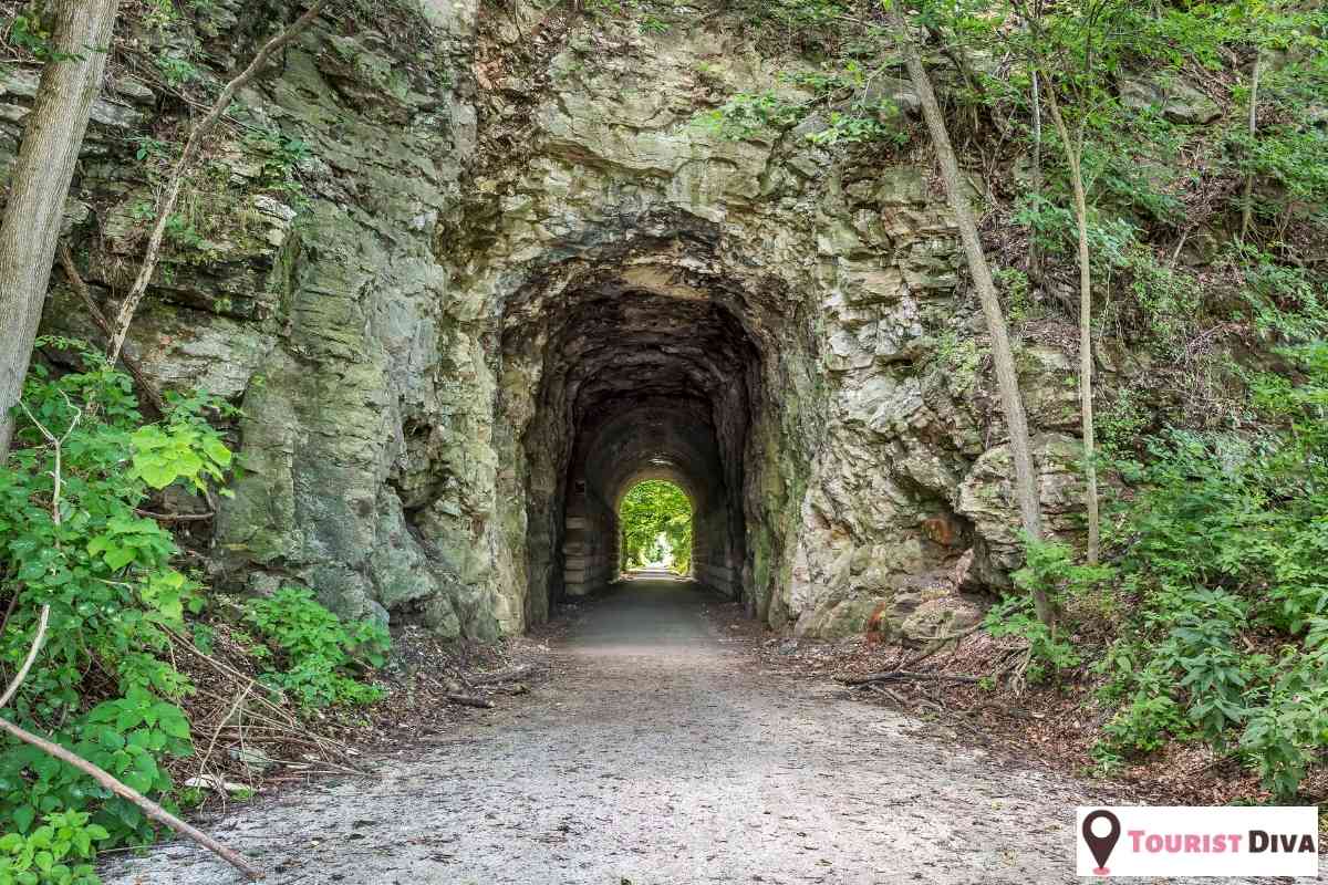 21 Best & Fun Things to Do in Defiance (MO)